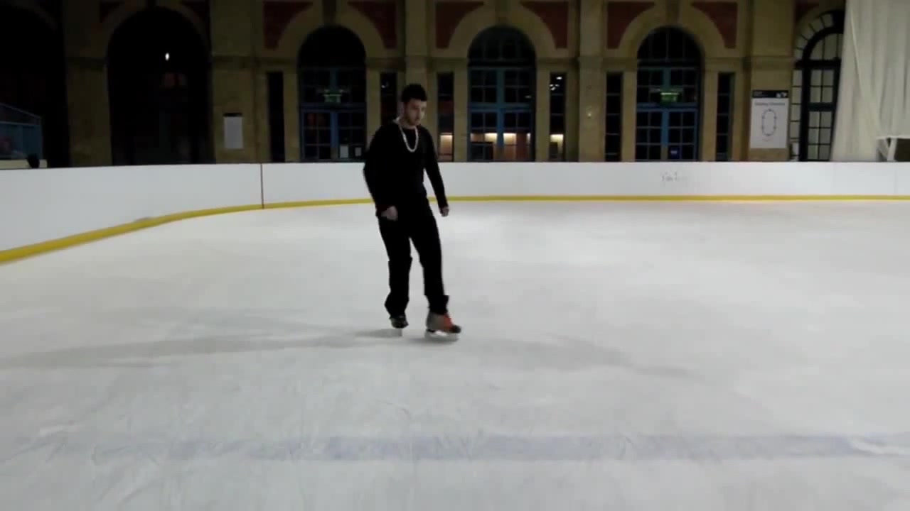 Learn How To Do The Grapevine Freestyle Ice Skating Footwork Trick In ...
