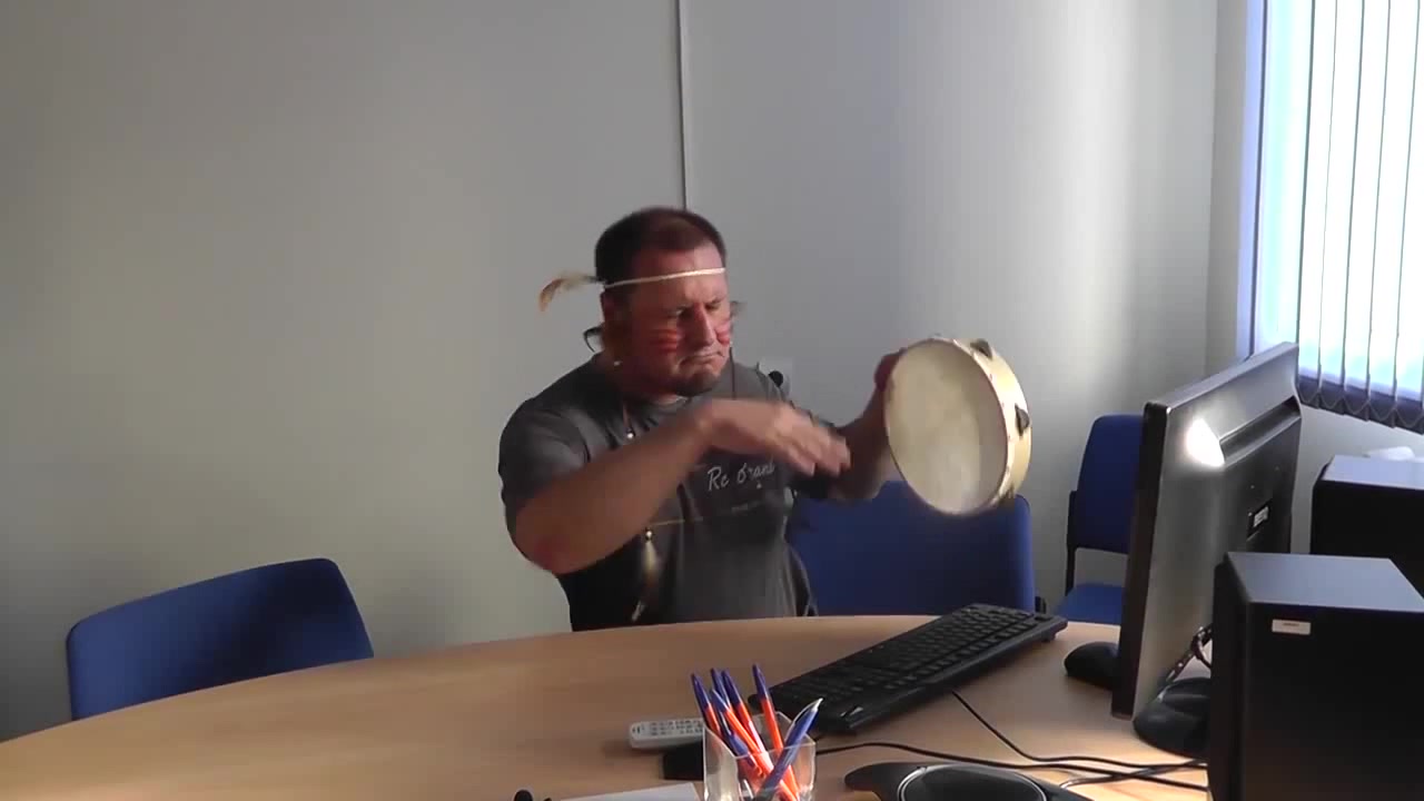 Танцы с бубном. Типичный программист - Coub - The Biggest Video Meme ...