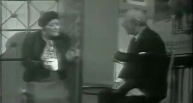 Kiss Manyi, a WC-s néni - bohózat - Coub - The Biggest Video Meme Platform