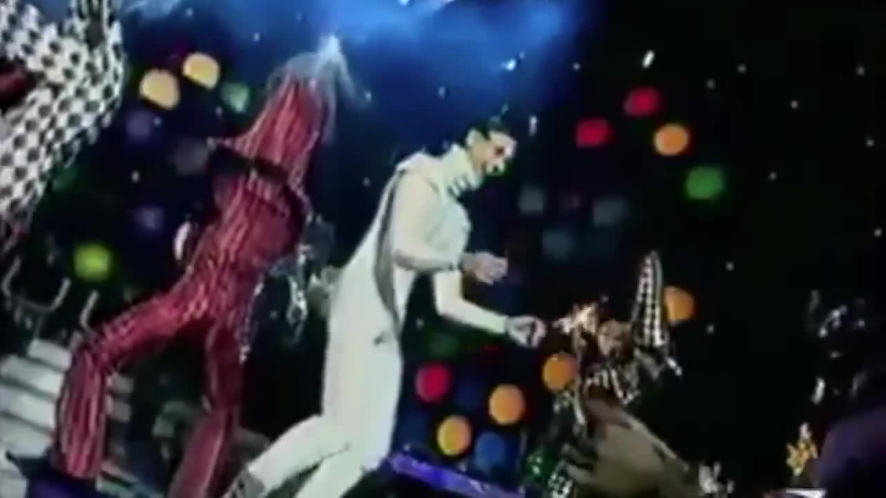 Weird russian singer - Chum Drum Bedrum - Coub - The Biggest Video Meme ...