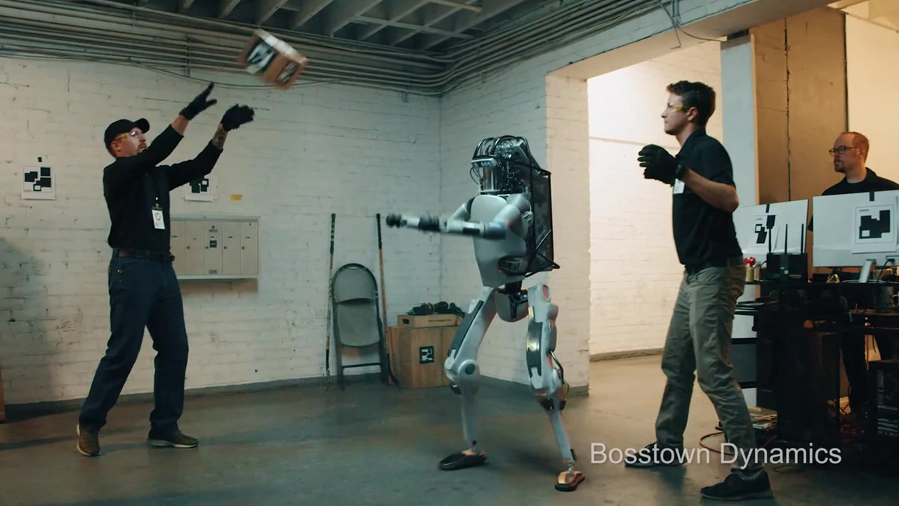 Boston Dynamics: New Robots Now Fight Back - Coub - The Biggest Video ...