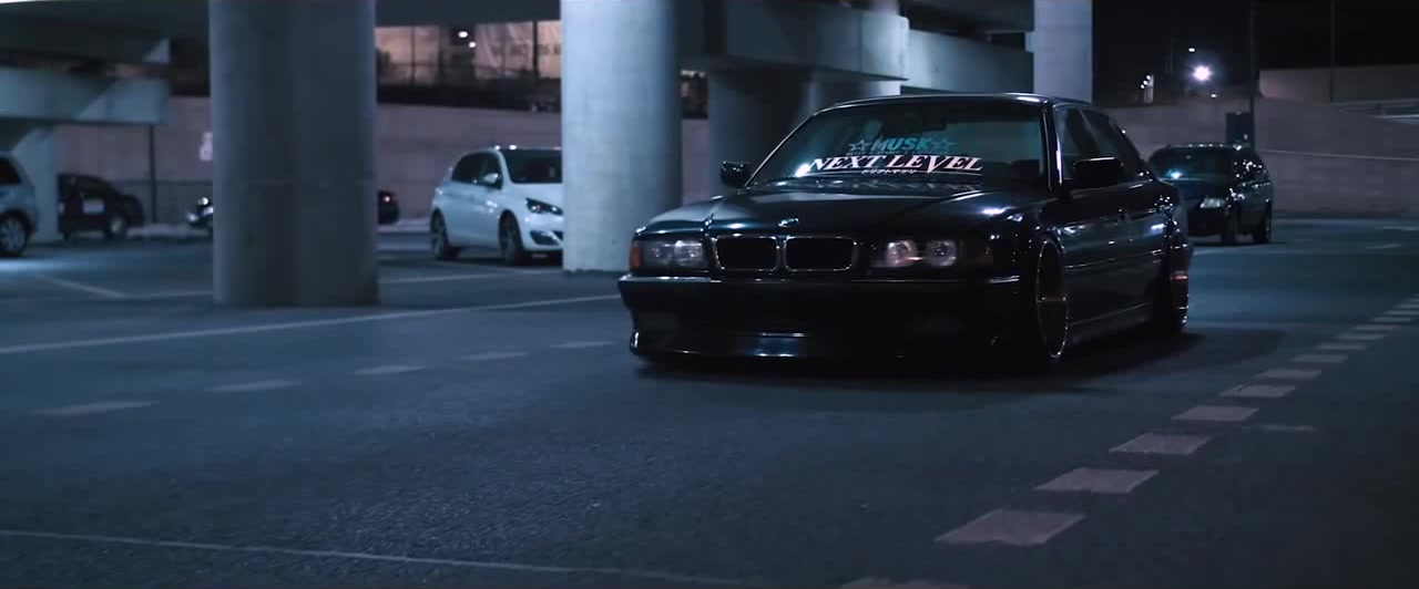 VIP STYLE - BMW E38 Street Running - Coub - The Biggest Video Meme Platform