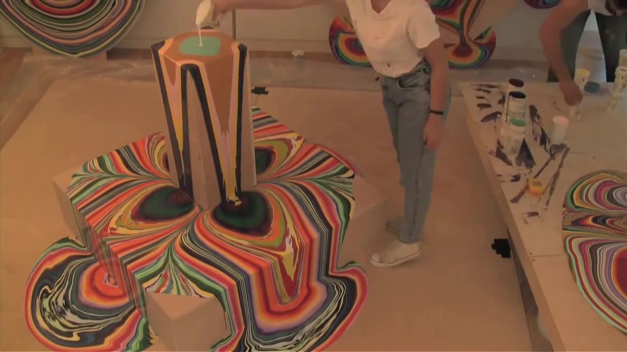 Falling rainbow paint - Coub - The Biggest Video Meme Platform