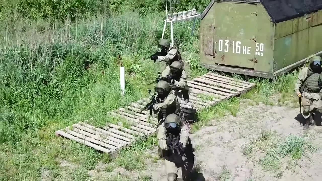 Training of the first female team of special forces ZVO on practical ...