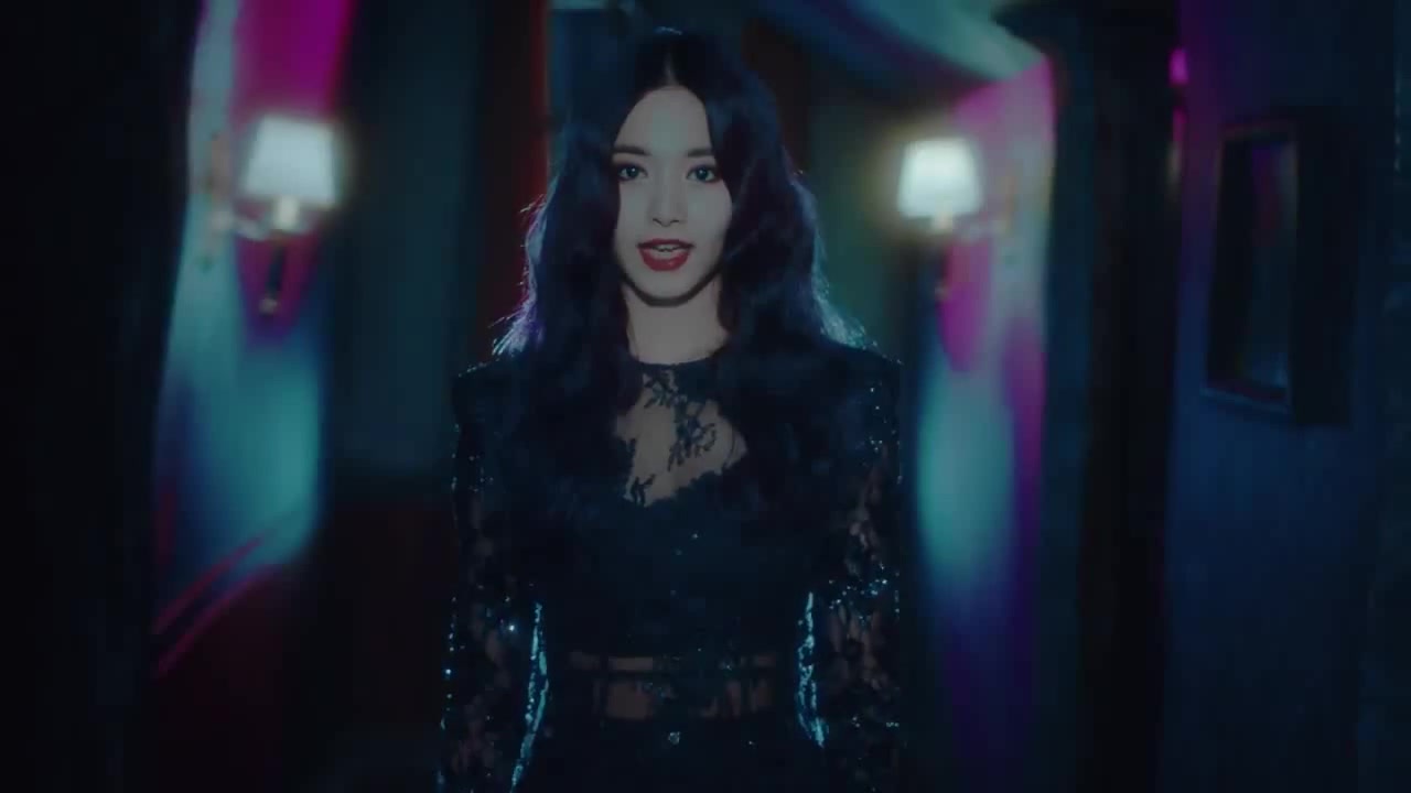 TWICE(트와이스) TT M/V - Coub - The Biggest Video Meme Platform