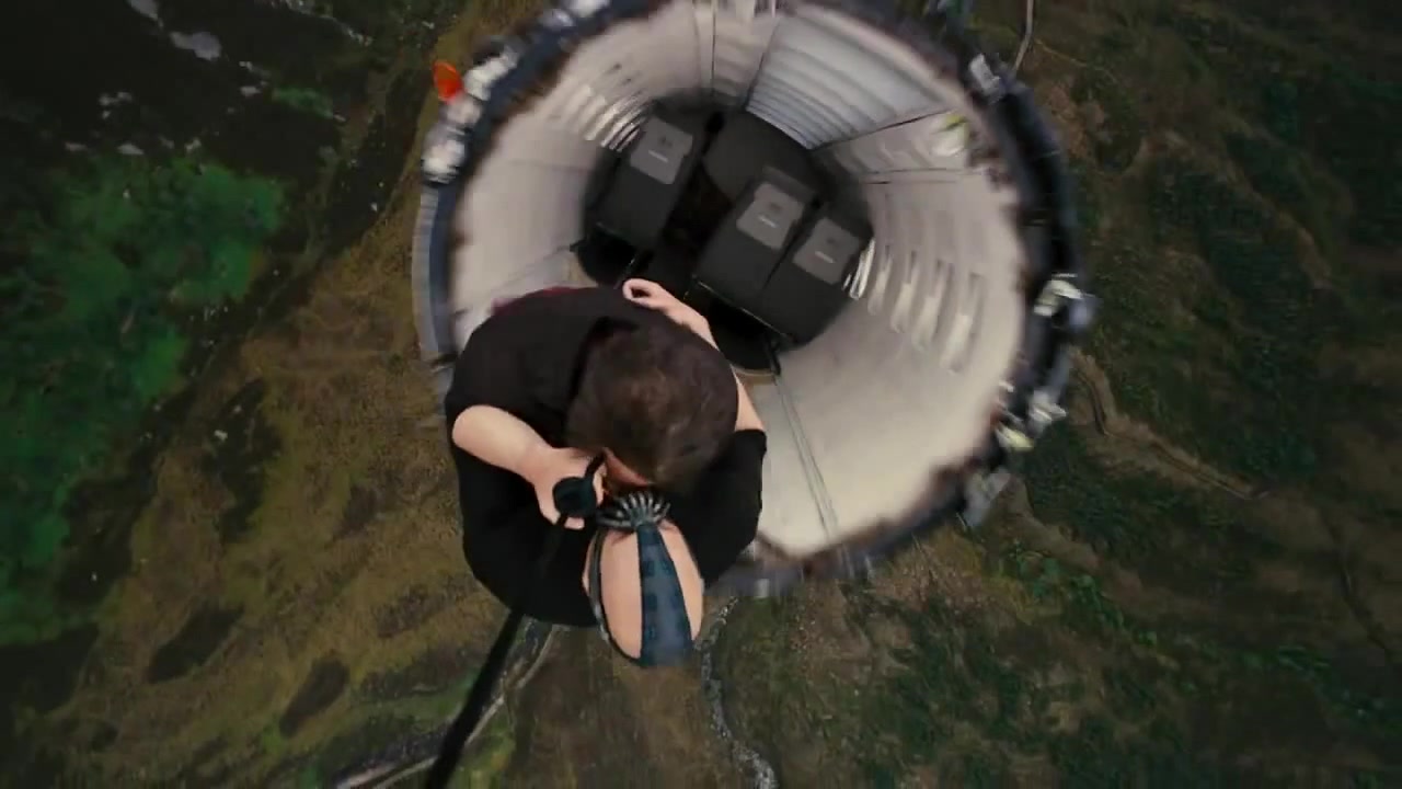 The Dark Knight Rises: Bane crashing this plane HD - Coub - The Biggest ...