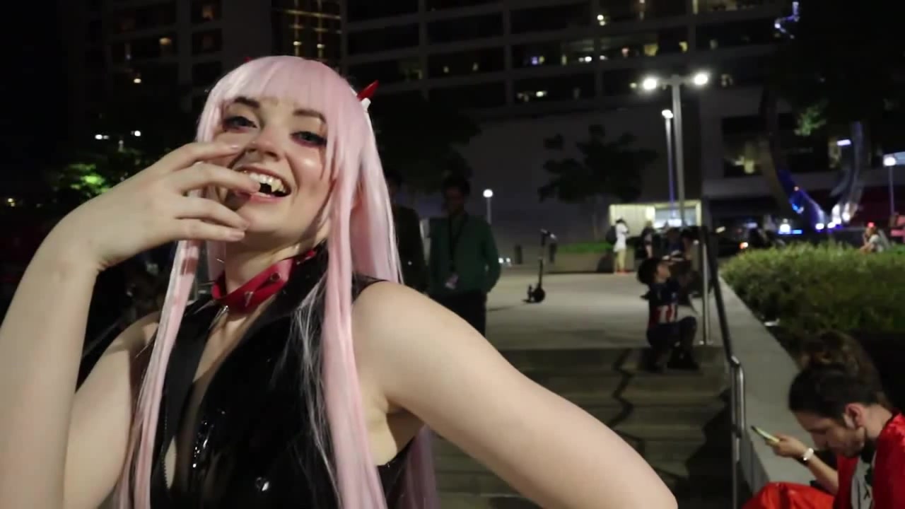 MOMOCON 2019 COSPLAY AFTER DARK!! - Coub - The Biggest Video Meme Platform