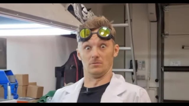 Доктор Дью-ЗАПАХДЕЦВА - Coub - The Biggest Video Meme Platform