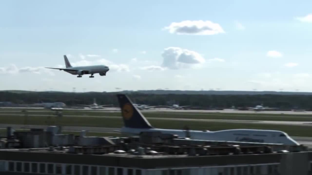 Plane transformer - Coub - The Biggest Video Meme Platform