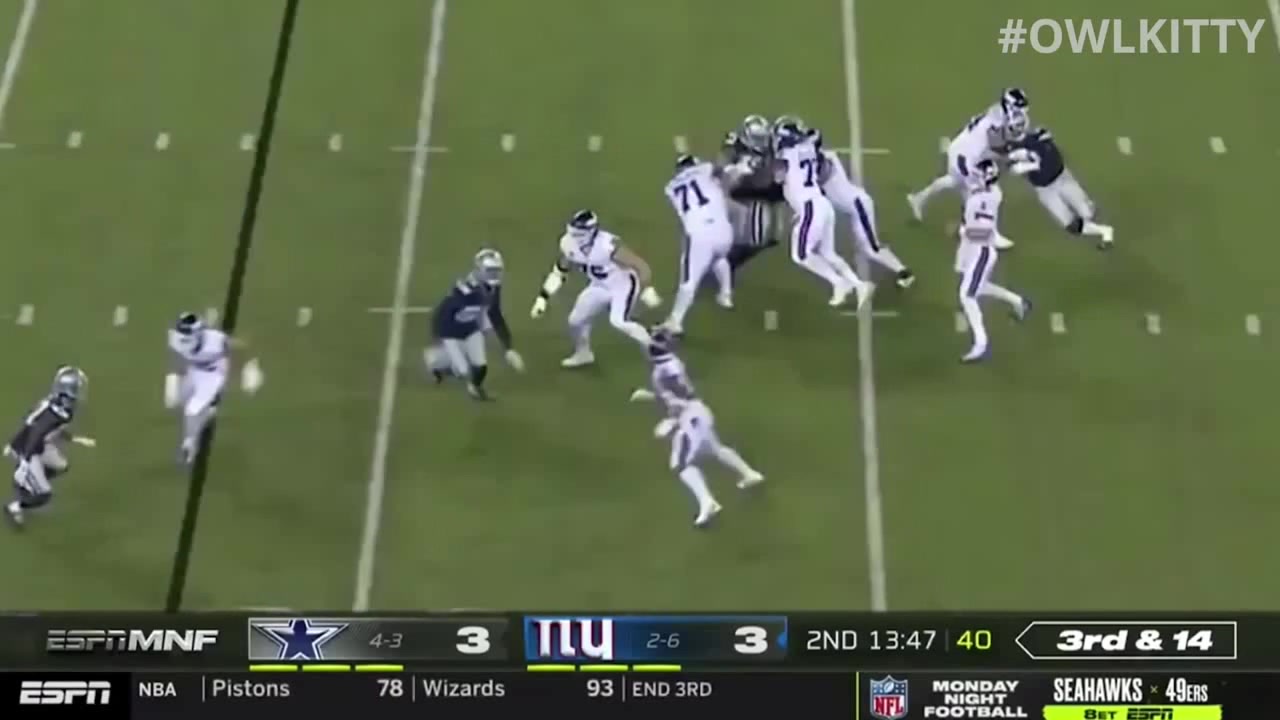 Black Cat Scores Touchdown (Giants - Cowboys Game) - Coub - The Biggest Video Meme Platform