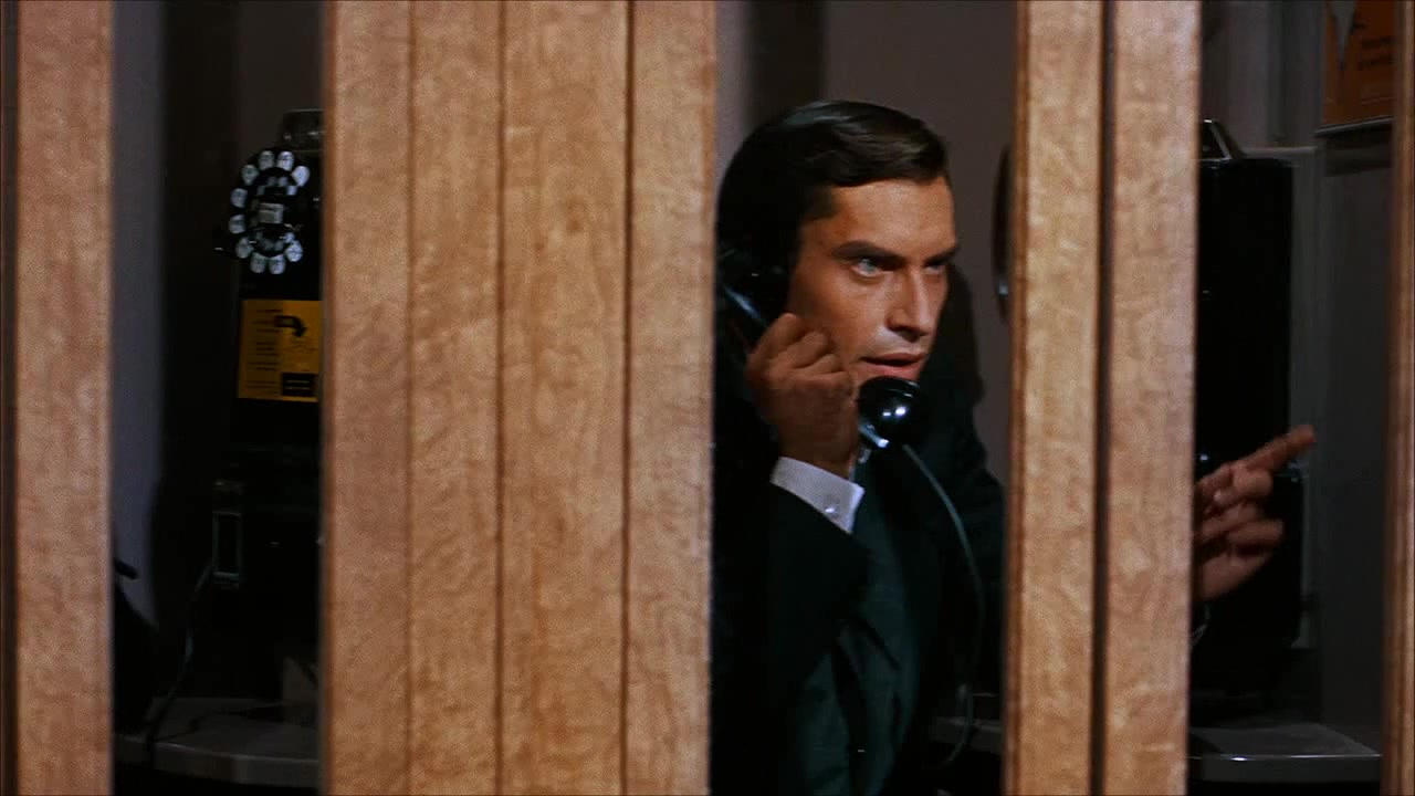 Life on phone booth - Coub - The Biggest Video Meme Platform