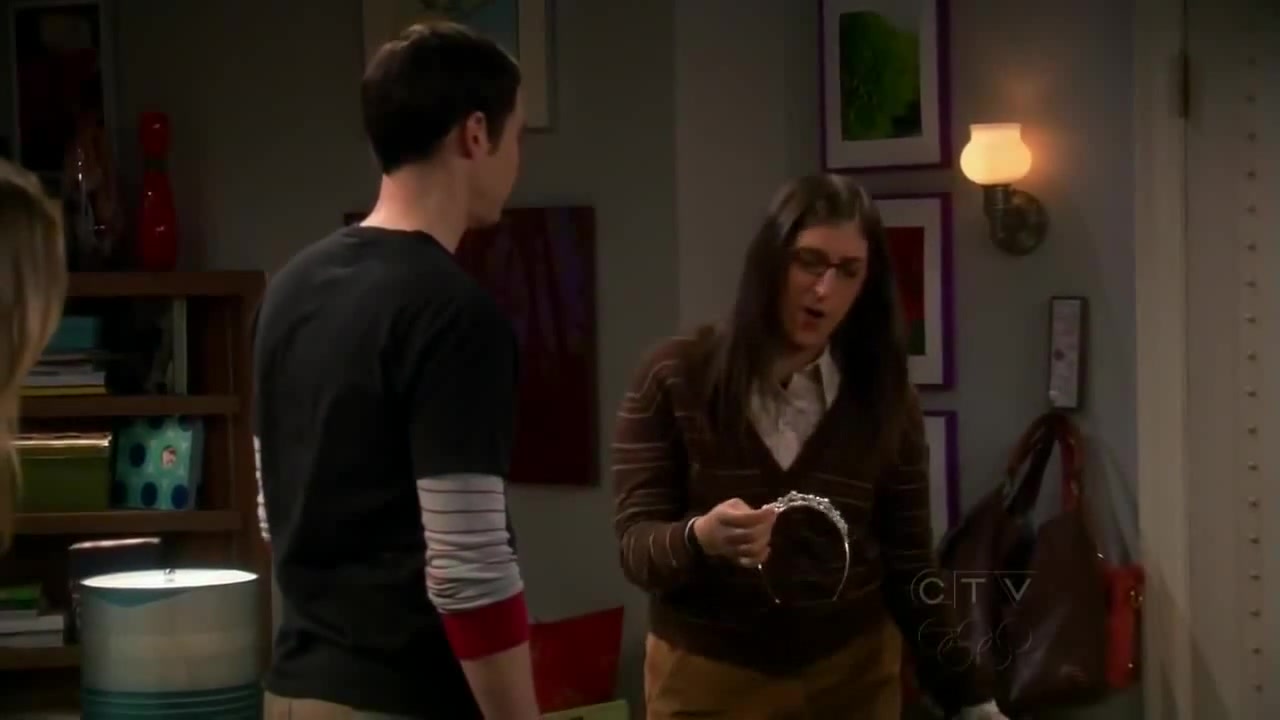 Sheldon offers a tiara to Amy Farrah Fowler - HD - Coub - The Biggest ...