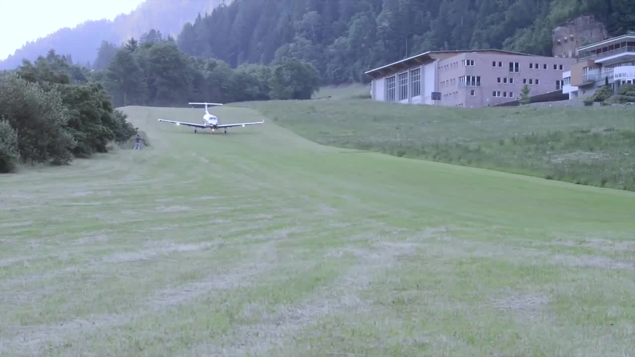 Pilatus PC-12 - Locher Airfield - Coub - The Biggest Video Meme Platform