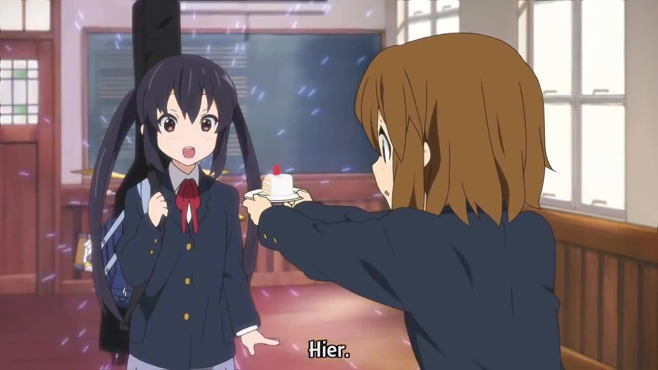 Azusa Nakano and a piece of cake - Coub - The Biggest Video Meme Platform