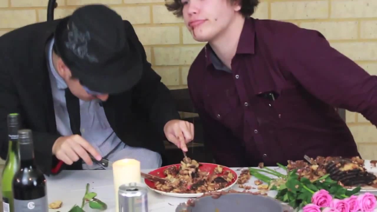 BEST KISS IN THE WORLD (VOMIT CAKE) (not gay) - Coub - The Biggest ...