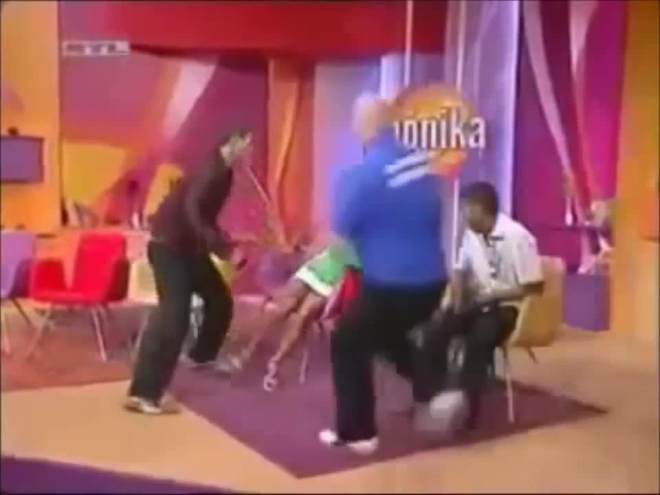 Mónika Show - De nagy jampi csajütés - Coub - The Biggest Video Meme ...