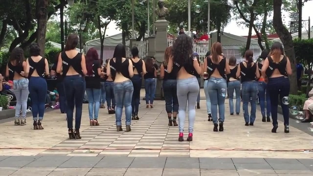 WOMAN VS WONDER WOMAN - Coub - The Biggest Video Meme Platform