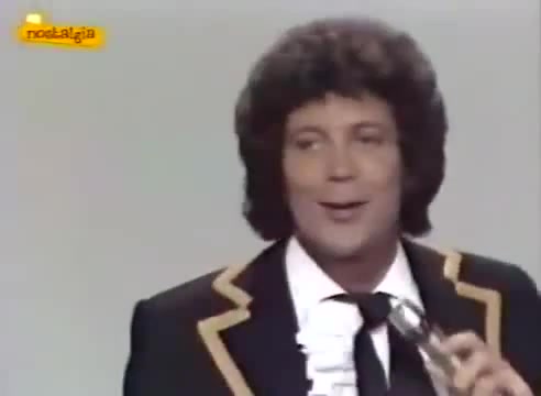 Tom Jones It's not unusual - Coub - The Biggest Video Meme Platform