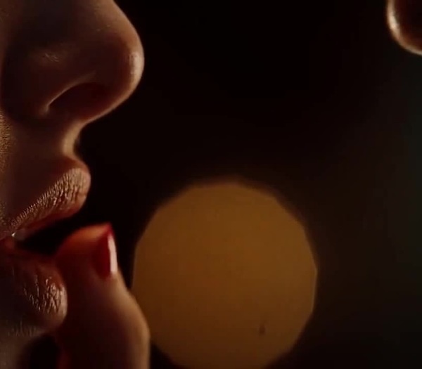 Megan Fox Kissing Amanda